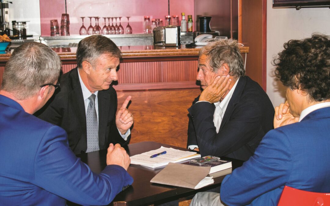 Da sinistra: Morten Lehn; l'autore Marco Forneris; Giovanni Minoli e l ...