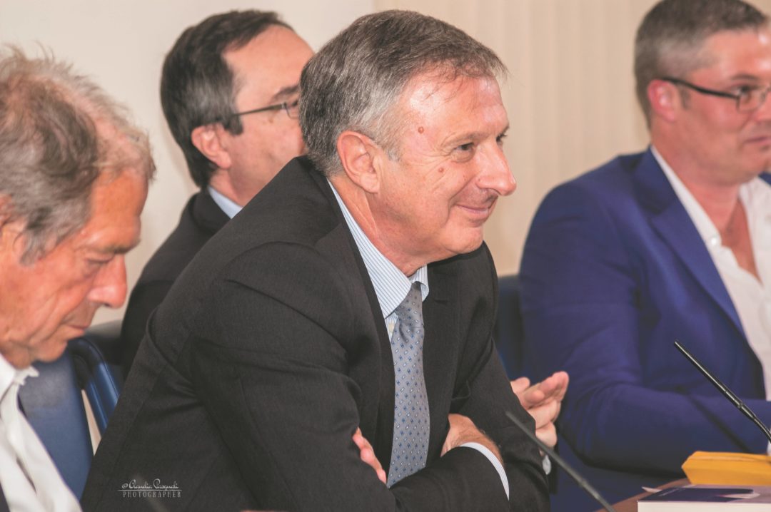 Da sinistra: Giovanni Minoli; l'autore Marco Forneris; Giovanni Russo e ...